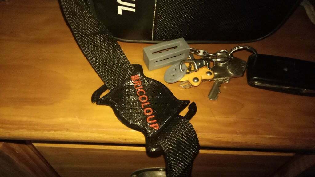 Бесплатный STL файл clip de sangle personnalisable・3D-печатный дизайн ...